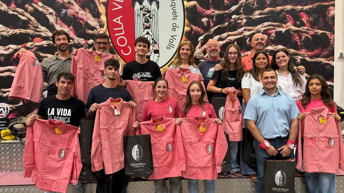 La Colla Vella dels Xiquets de Valls expands the family with new shirts